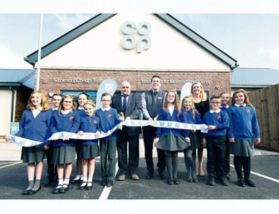 Pupils open new Co-op | theforestreview.co.uk