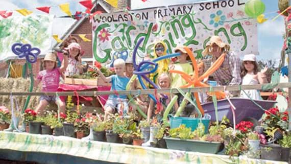 Village turns out for carnival | theforestreview.co.uk