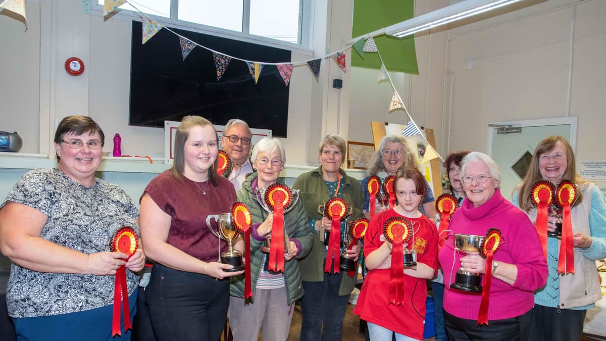 Growing success for gardeners at Bream's autumn show | theforestreview ...