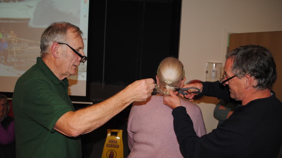 Liz Lloyd Nash loses her locks at Huntley Village Hall to raise £2,500 ...