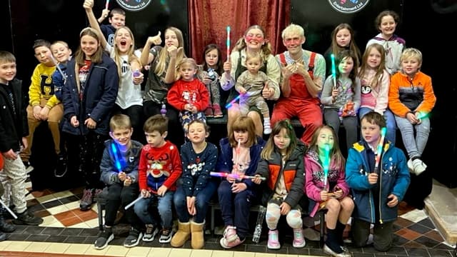 Panto fun with Odd Socks at Longhope Church | theforestreview.co.uk