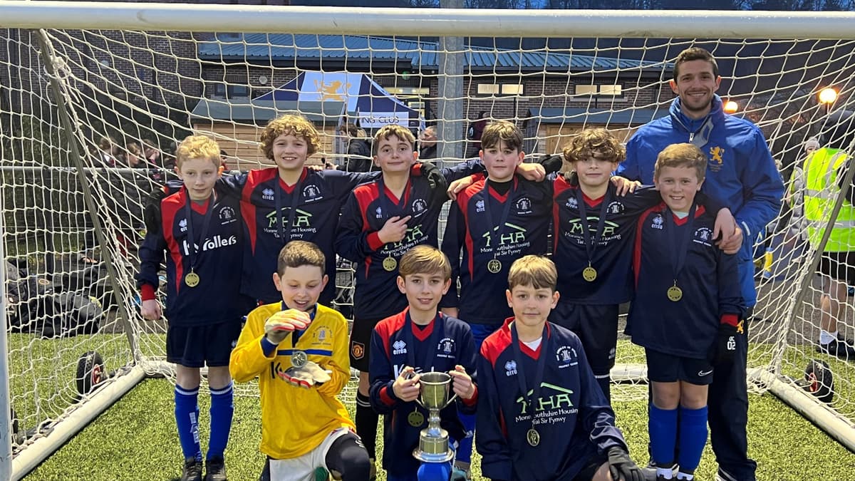 Youngsters get a kick out of football tournament | theforestreview.co.uk