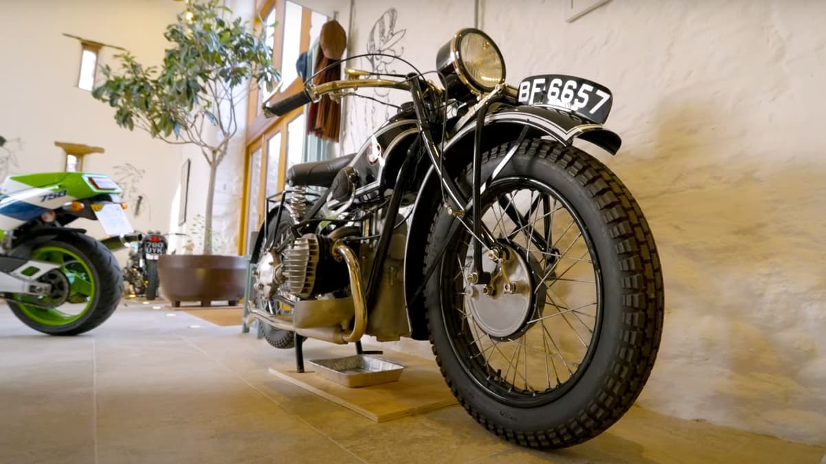 Richard Hammond shares clubhouse of motorcycle history ...