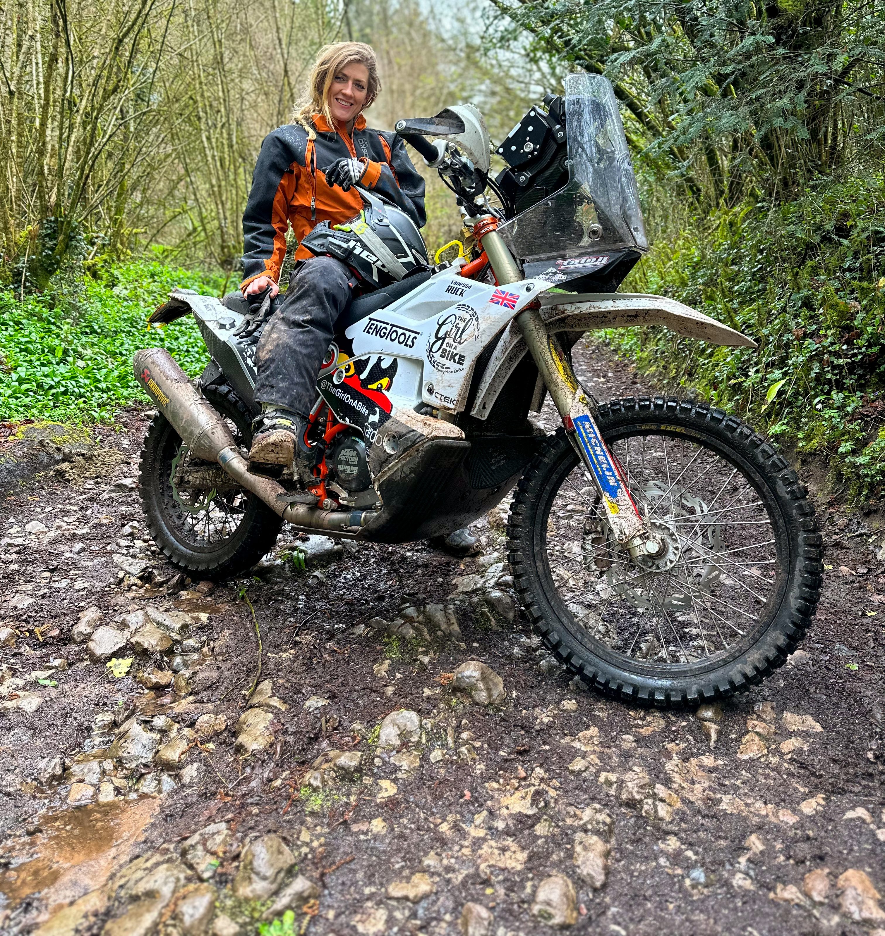 Vanessa Ruck braves the unforgiving Moroccan desert in a gruelling 8 ...