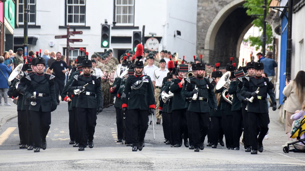 Rifles parade through Chepstow as they prepare to leave Beachley for ...