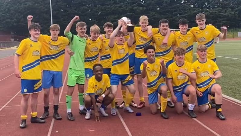 Monmouth Comprehensive's senior football team take Gwent Cup ...