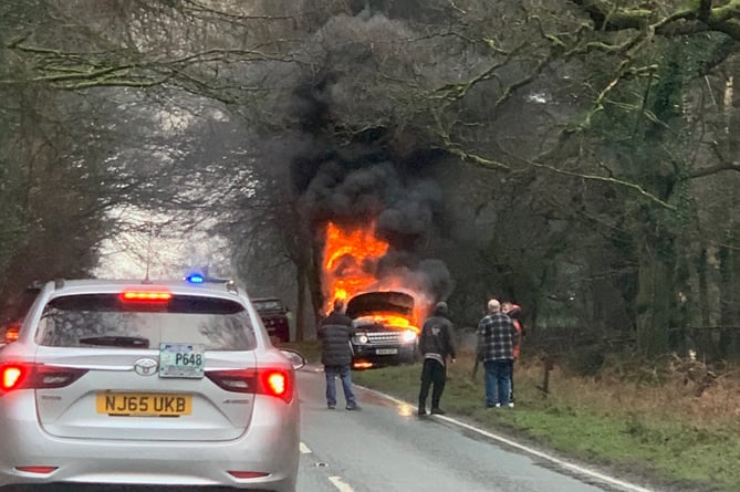 Motorists forced to turn back after huge car fire on Speech House Road ...