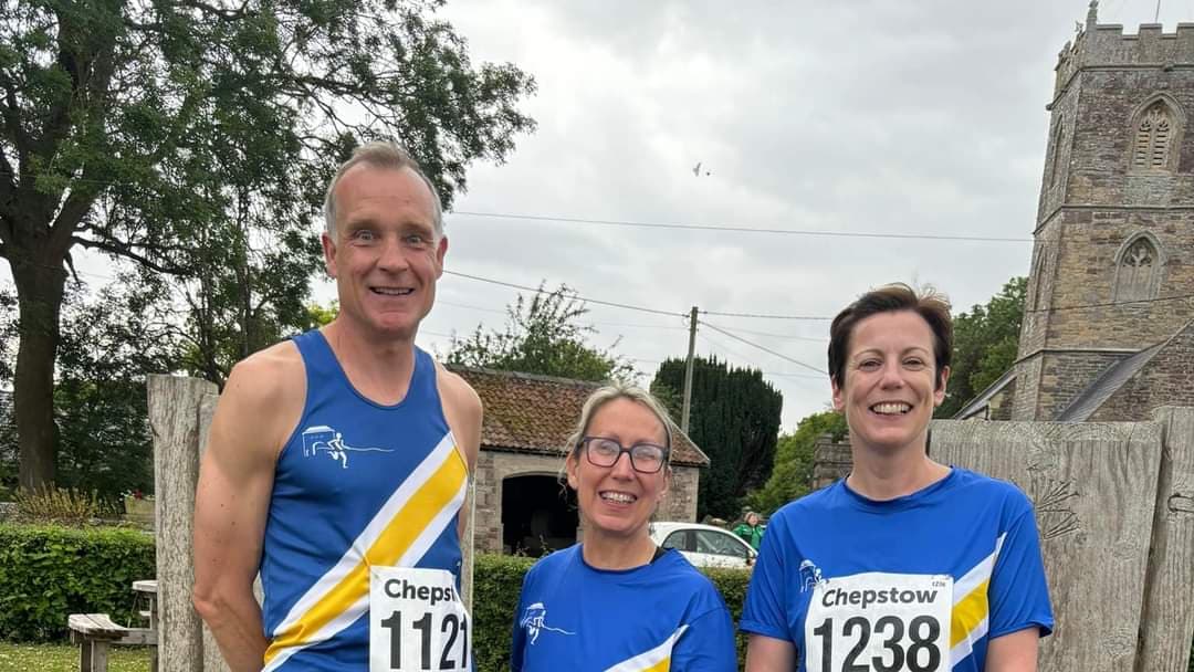 Spirit runners rise to the Rose challenge | theforestreview.co.uk