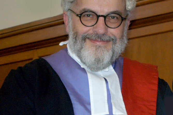 Police officer feared she would die in knife attack | theforestreview.co.uk