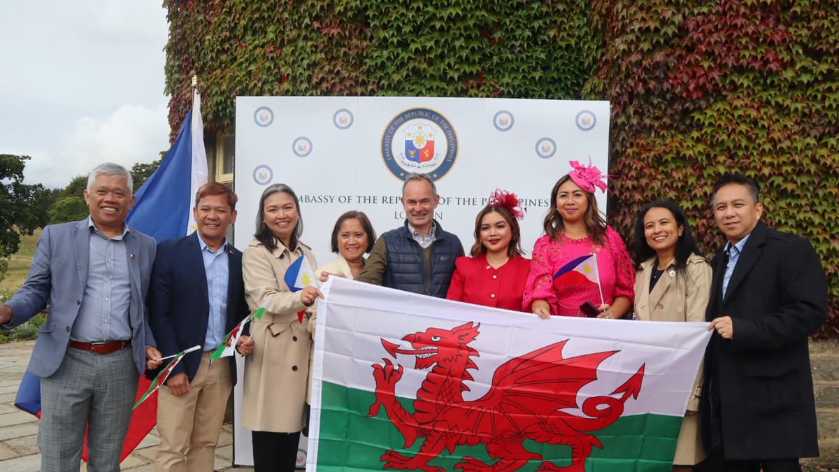 Royal Gwent’s Filipino Nurses Honour Heritage at Florence Nightingale’s ...