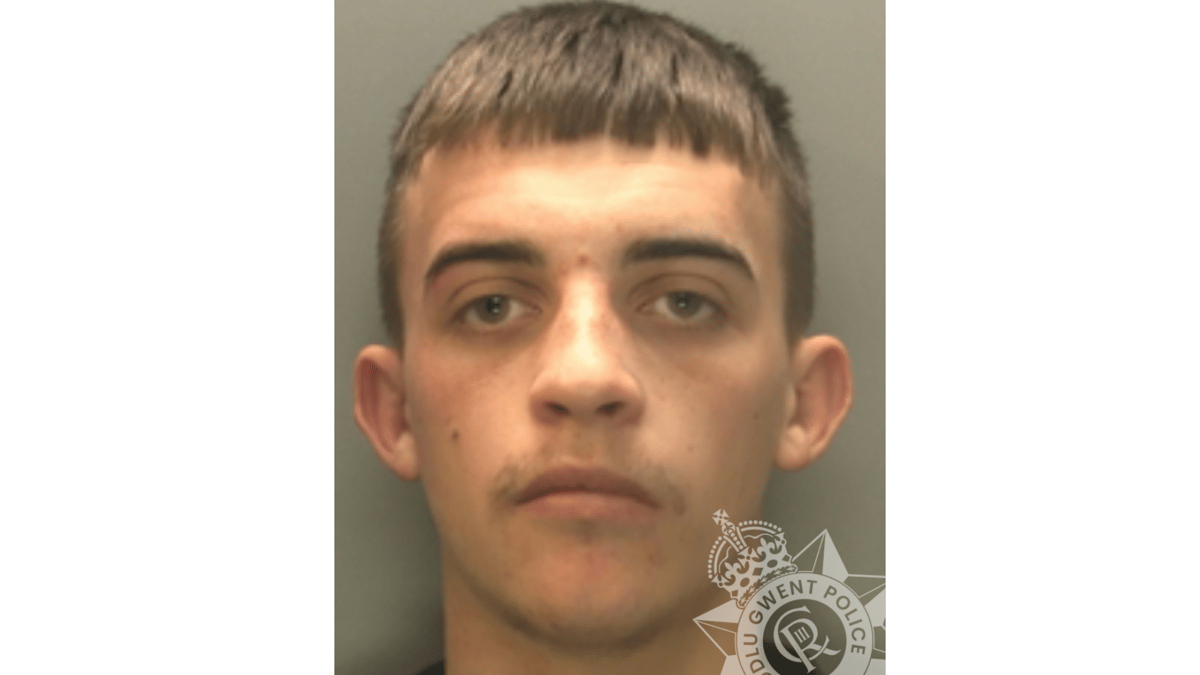 Police hunt missing prisoner jailed for cocaine dealing ...